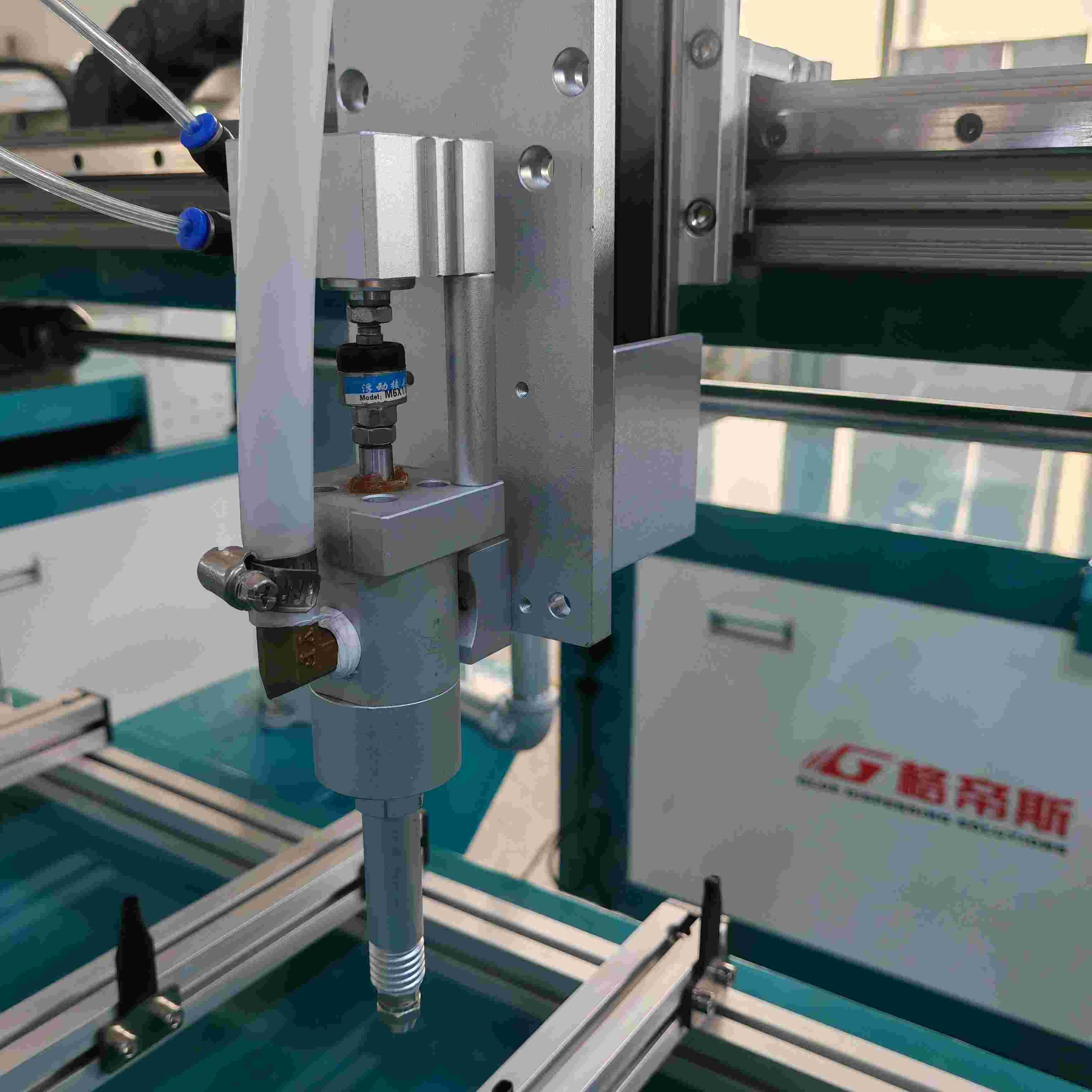 220V lem Dispensing Robot 3 Axis Robot Adhesive Dispenser 700 * 650 ...